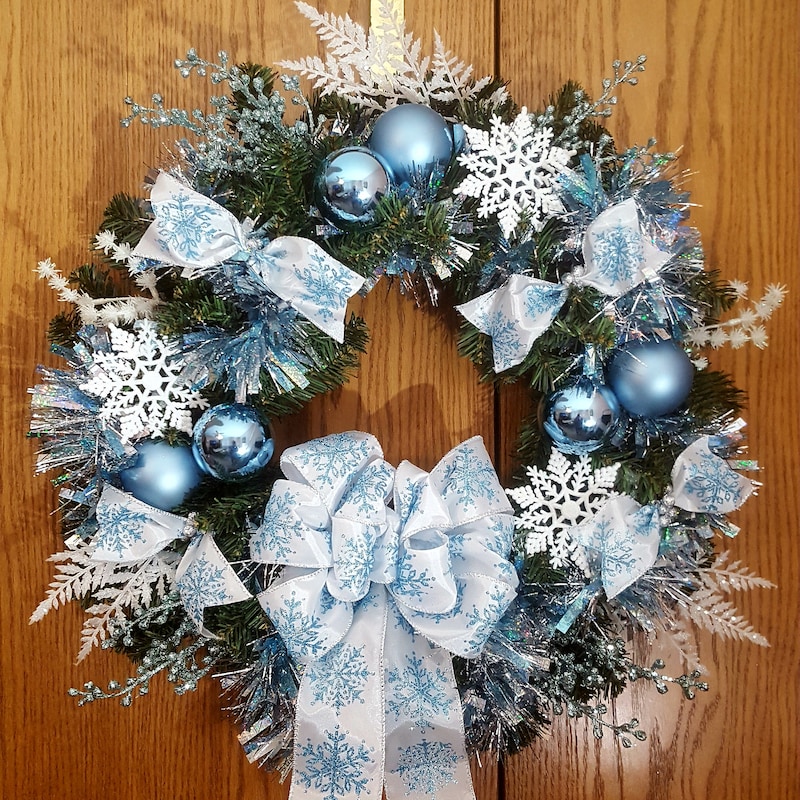 Snowflake Wreath - Etsy