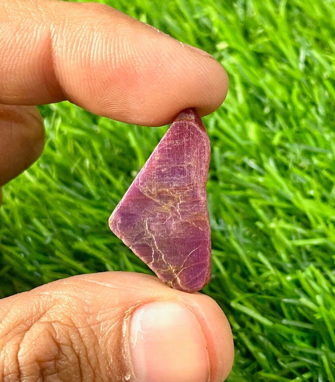 AAA+ 100%natural Ruby Raw Red Ruby Rough Gemstones 21 MM Raw Pink Ruby ...