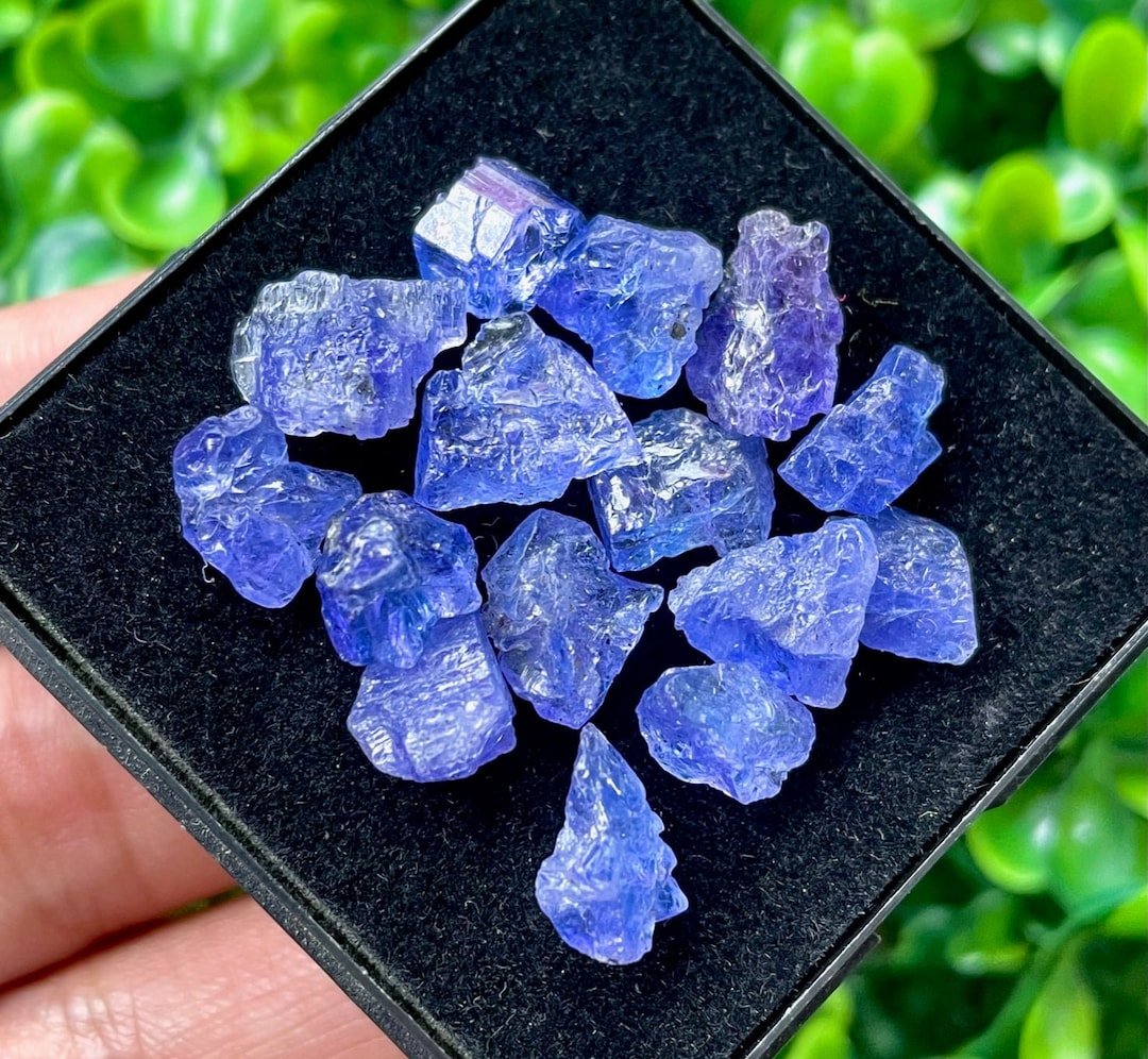 AAA+15 PCS LOT Blue Raw Tanzanite Rough Gemstone, 8-12mm Tanzanite Raw ...