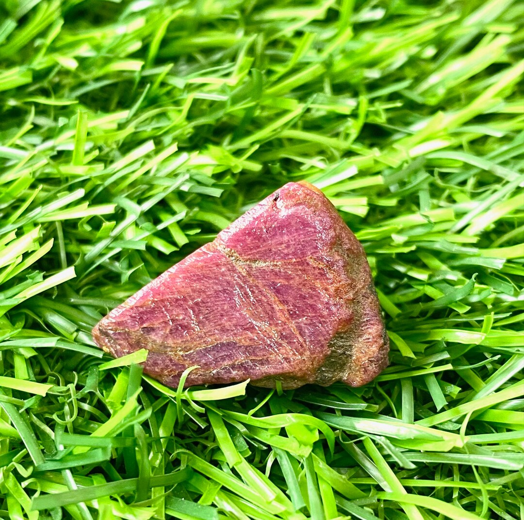 Buy Natural Ruby Raw Red Ruby Rough Gemstones 25 MM, Size, Natural Pink ...