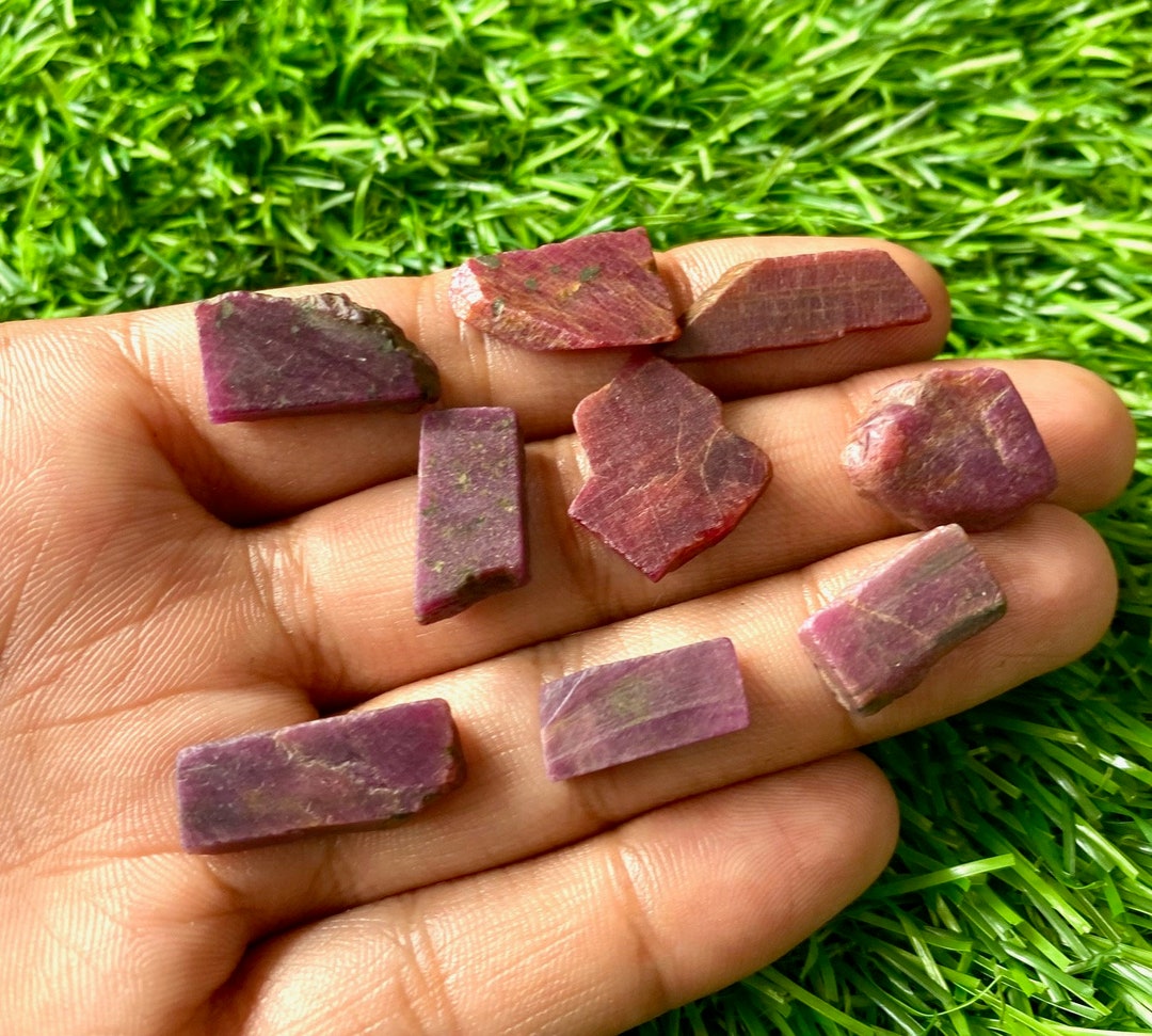 Genuine 10 Pcs Lot Rough Ruby Raw Ruby Rough Gemstones 20-15 MM ,size ...