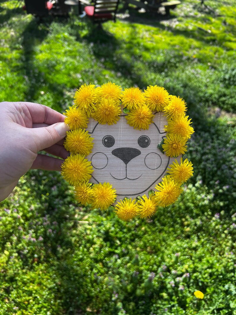 Dandy Lion Dandelion Flower Holder - Etsy