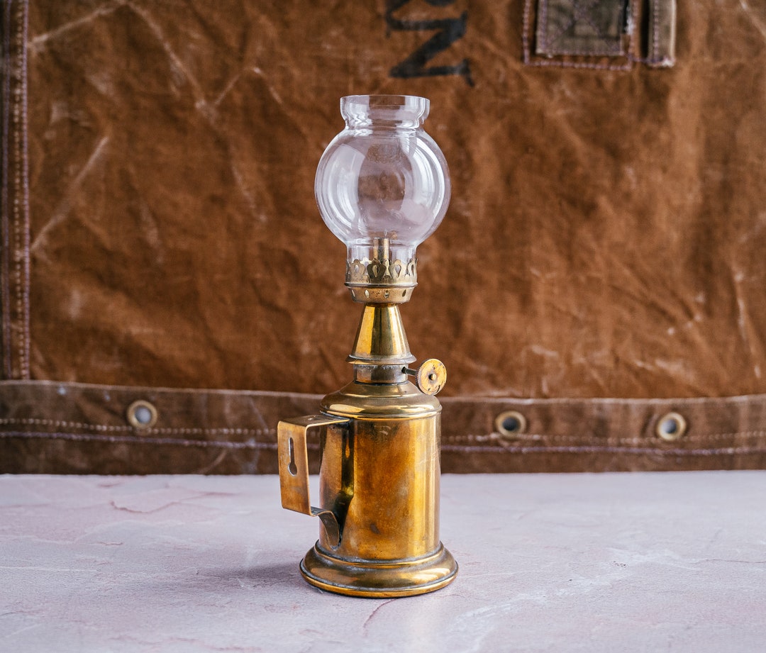 Vintage Brass Oil Lamp - Etsy