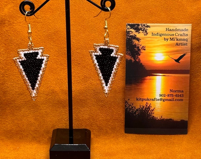 Arrowhead Delica Bead Indigenous Handmade Earrings Mi'kmaq - Etsy