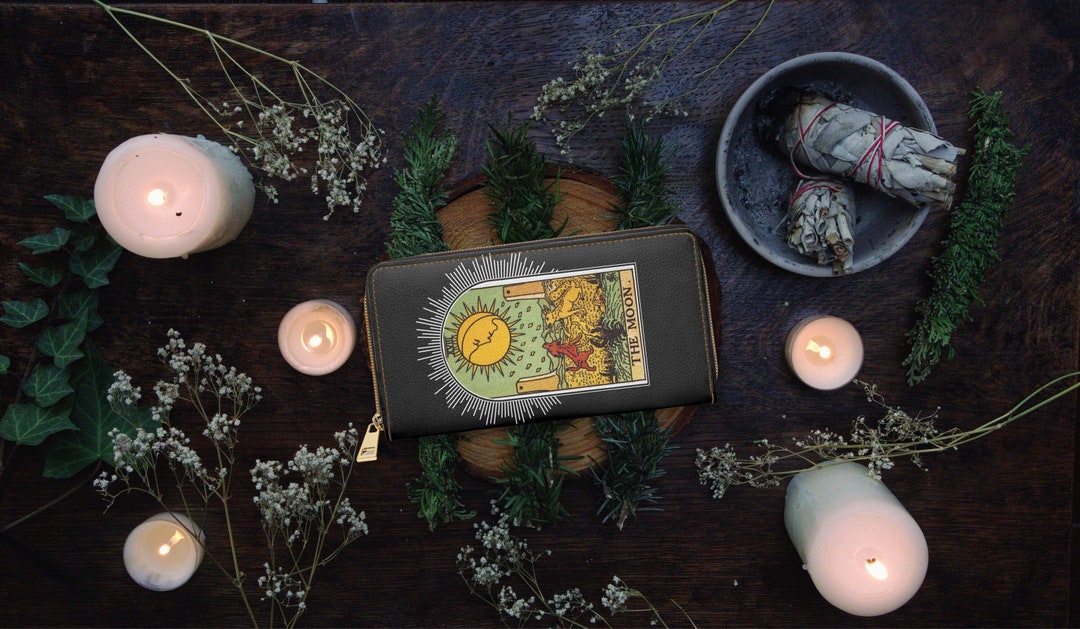 Tarot Card Wallet the Moon Witchy Tarot Gold Zipper Wallet - Etsy