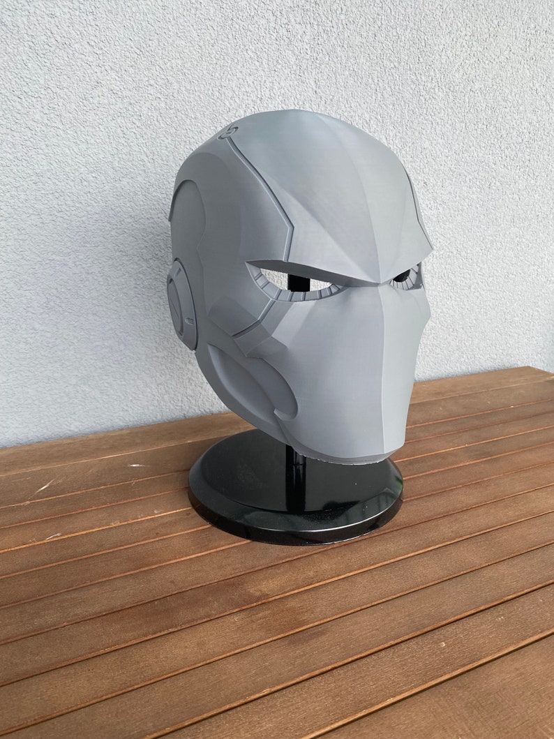 Red Hood Mask Red Ronin Mask WEARABLE Life Size Red Hood Headphone ...