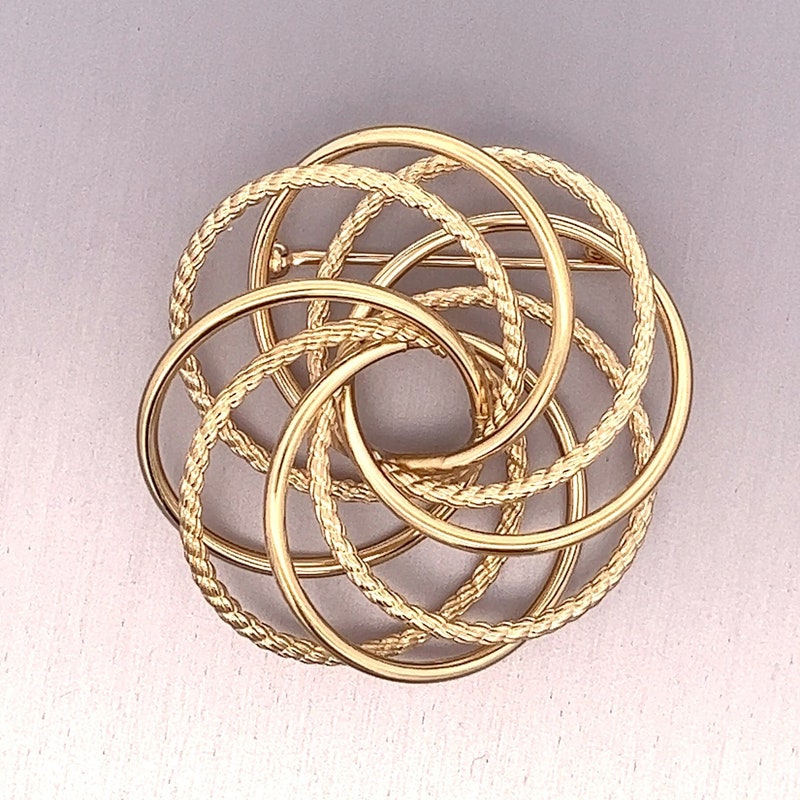 Love Knot Brooch - Etsy