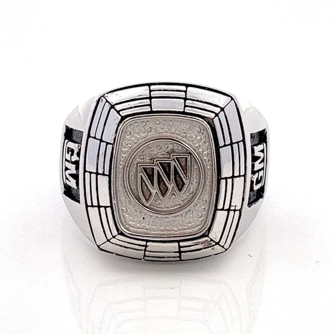 Vintage Buick GM Logo Signet Ring - 10k White Gold, Size 9.25 - ET1510 ...