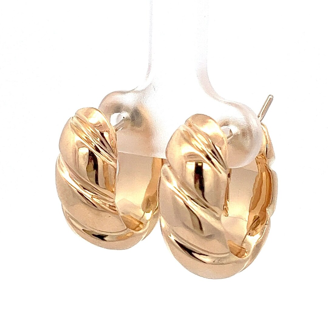 Wide Medium Sized Oval 18k Yellow Gold Puffy Hoop Earrings - Fancy Hoop ...