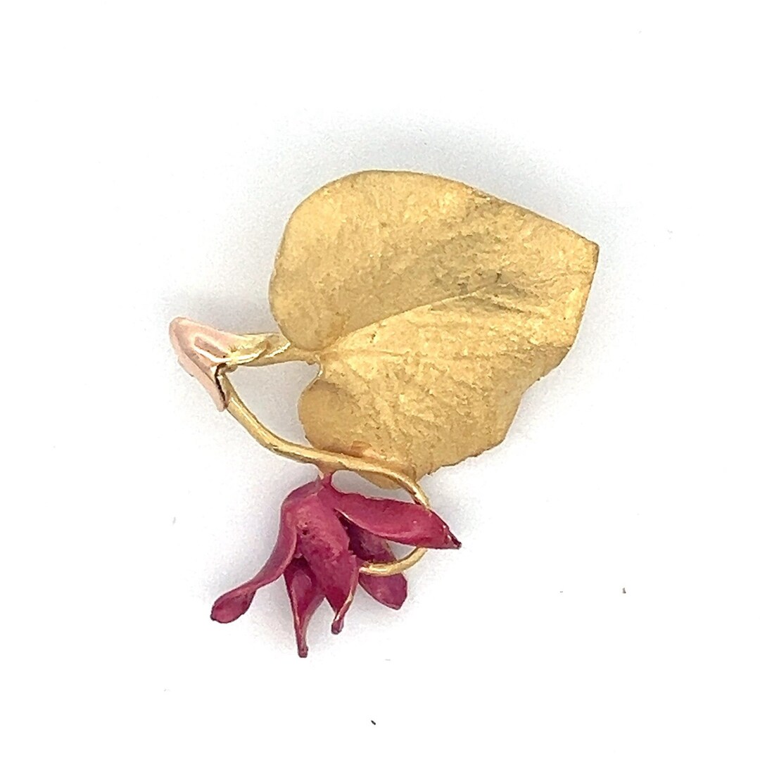 Vintage 18K Yellow Gold Fuchsia Enamel Flower Brooch- ET2219 - Etsy