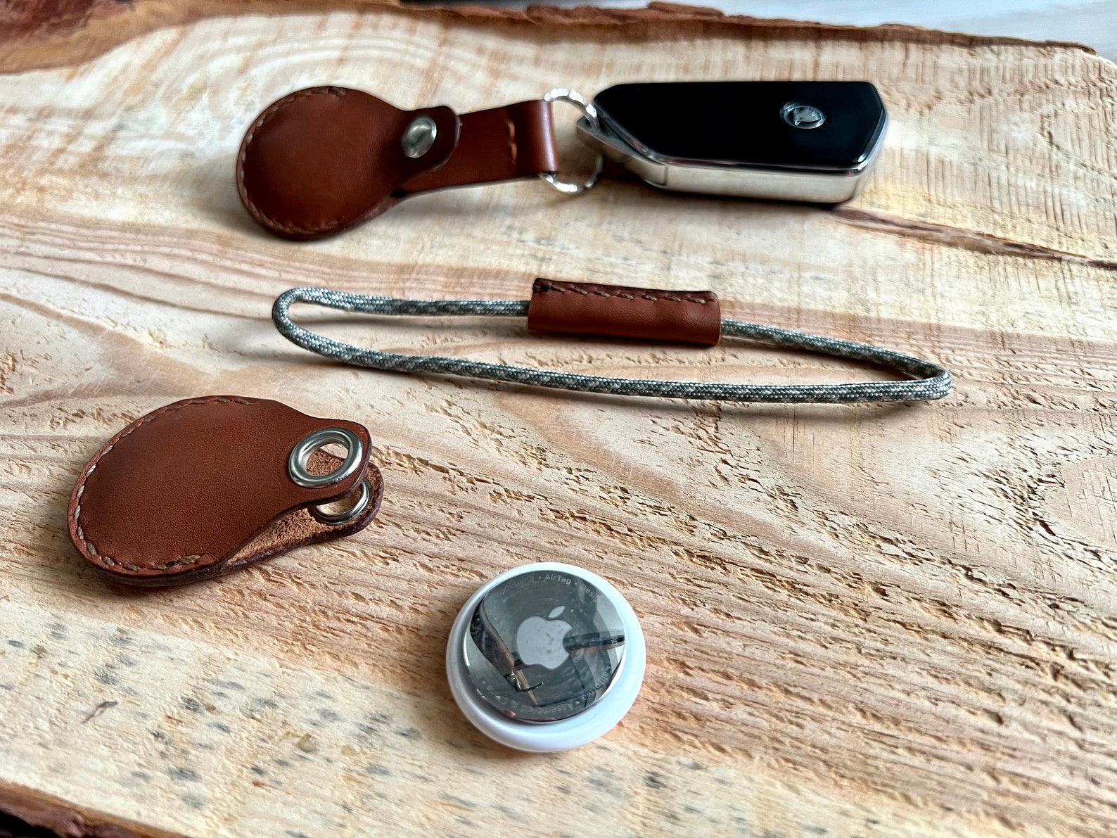 Apple AirTag Leather Case 2 Models in 1 DIY Case Holder PDF Digital ...