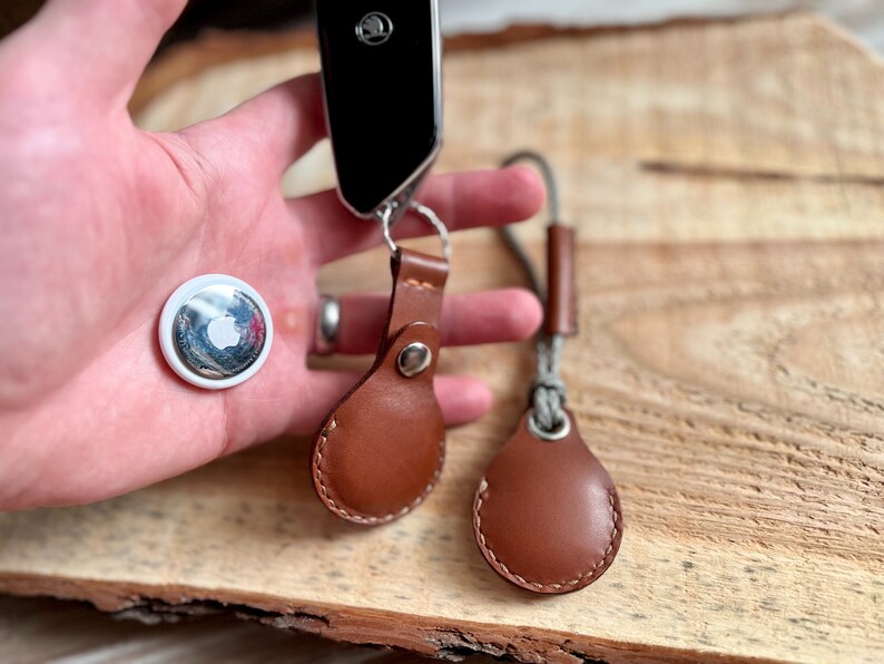 Leather AirTag Case PDF Pattern – Slim Keyring Holder (2 Models) - Etsy ...