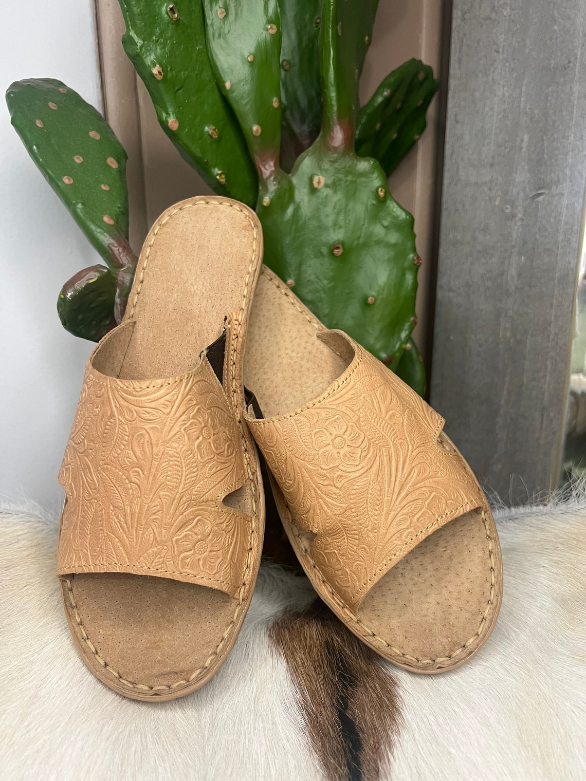 Cowhide/leather Sandals - Etsy