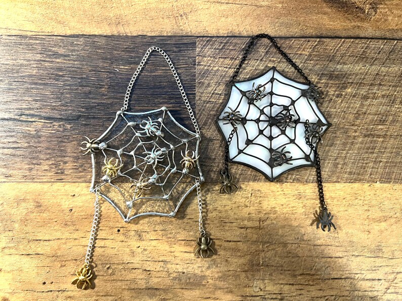Spider Web Stained Glass Suncatcher – Spooky Halloween Window ...
