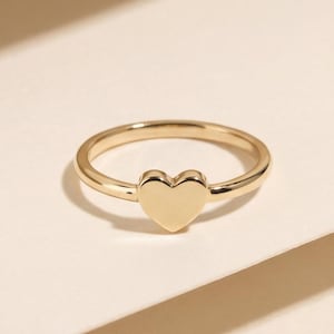 14K Solid Gold Heart Ring: Skinny Stacking Band - Etsy