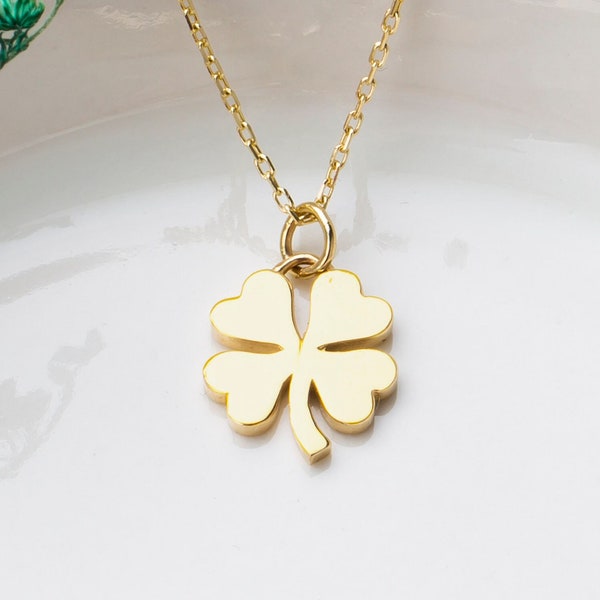 Clover Necklace - Etsy