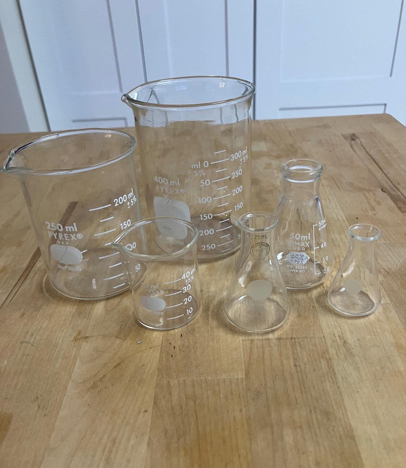 Set of 6 Vintage Pyrex Beakers and Kimax and Pyrex Erlenmeyer Flasks - Etsy