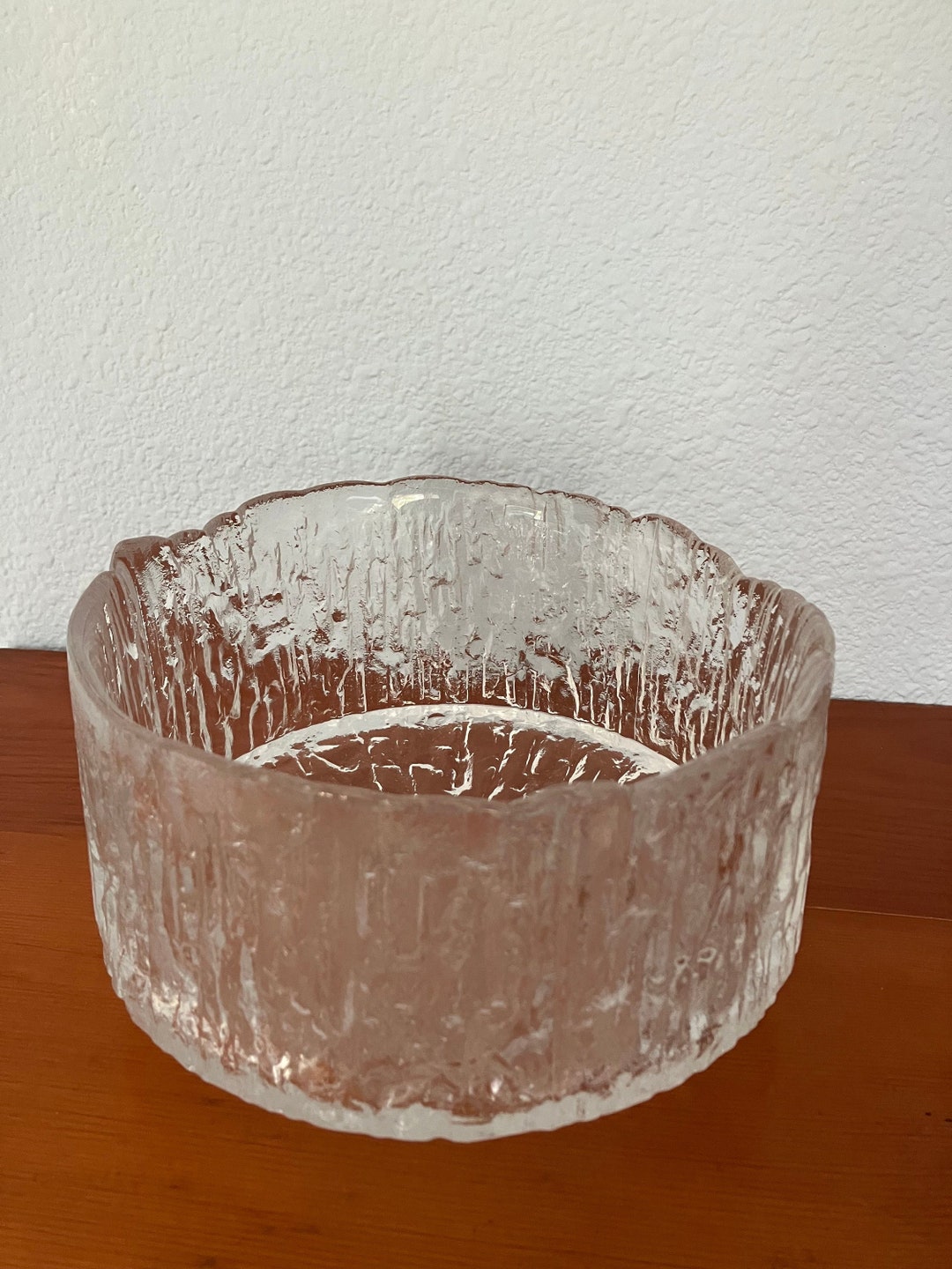 Vintage SKRUF Sweden Textured Scalloped "ice" Centerpiece Art Glass ...
