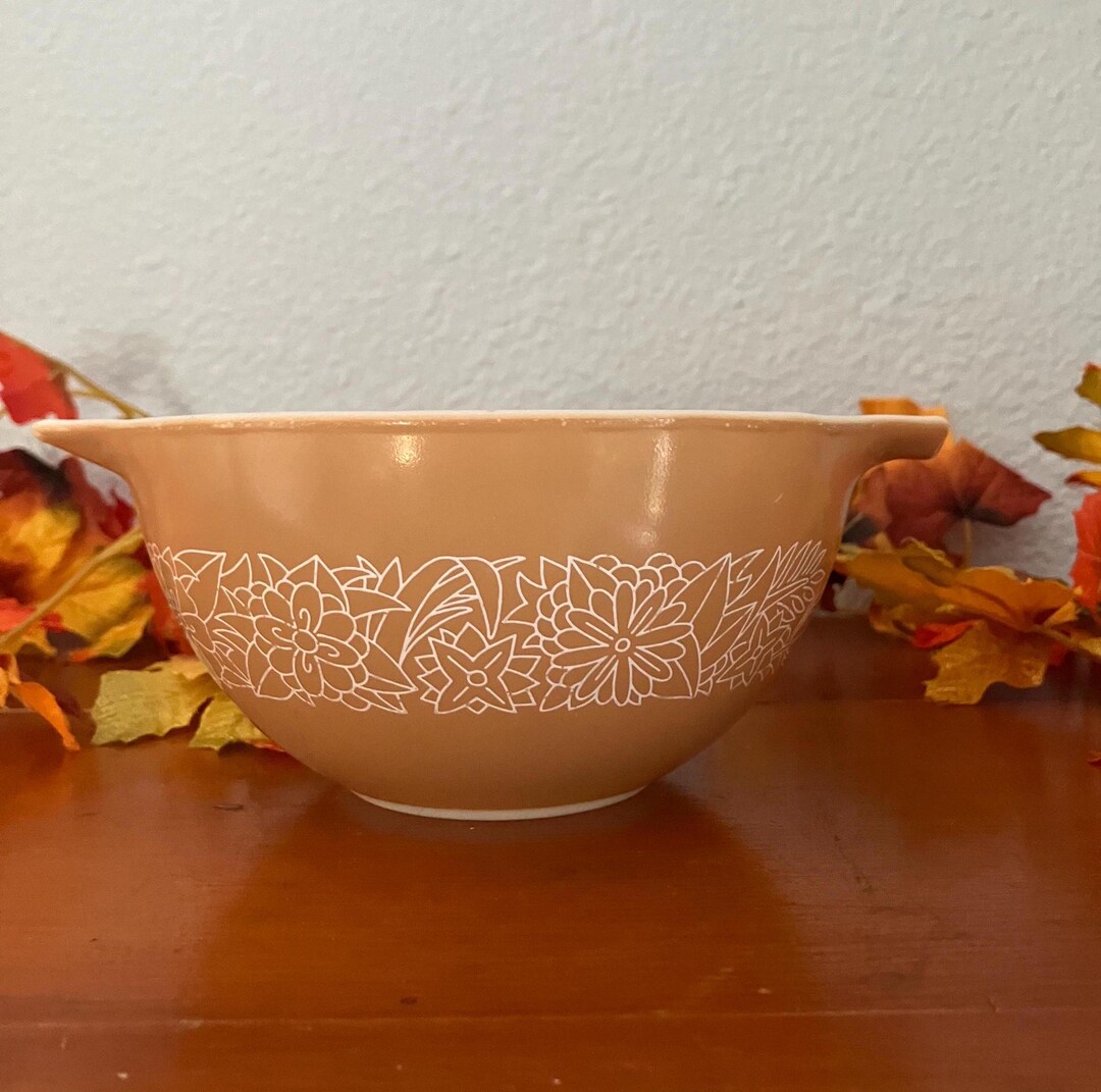 Vintage Pyrex Woodland Tan Mixing Bowl, Pyrex 441 750 Ml Bowl With ...