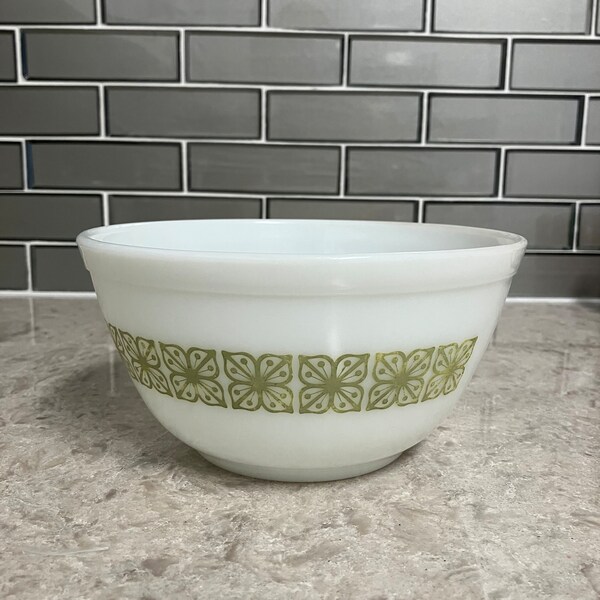 Pyrex Bowl - Etsy