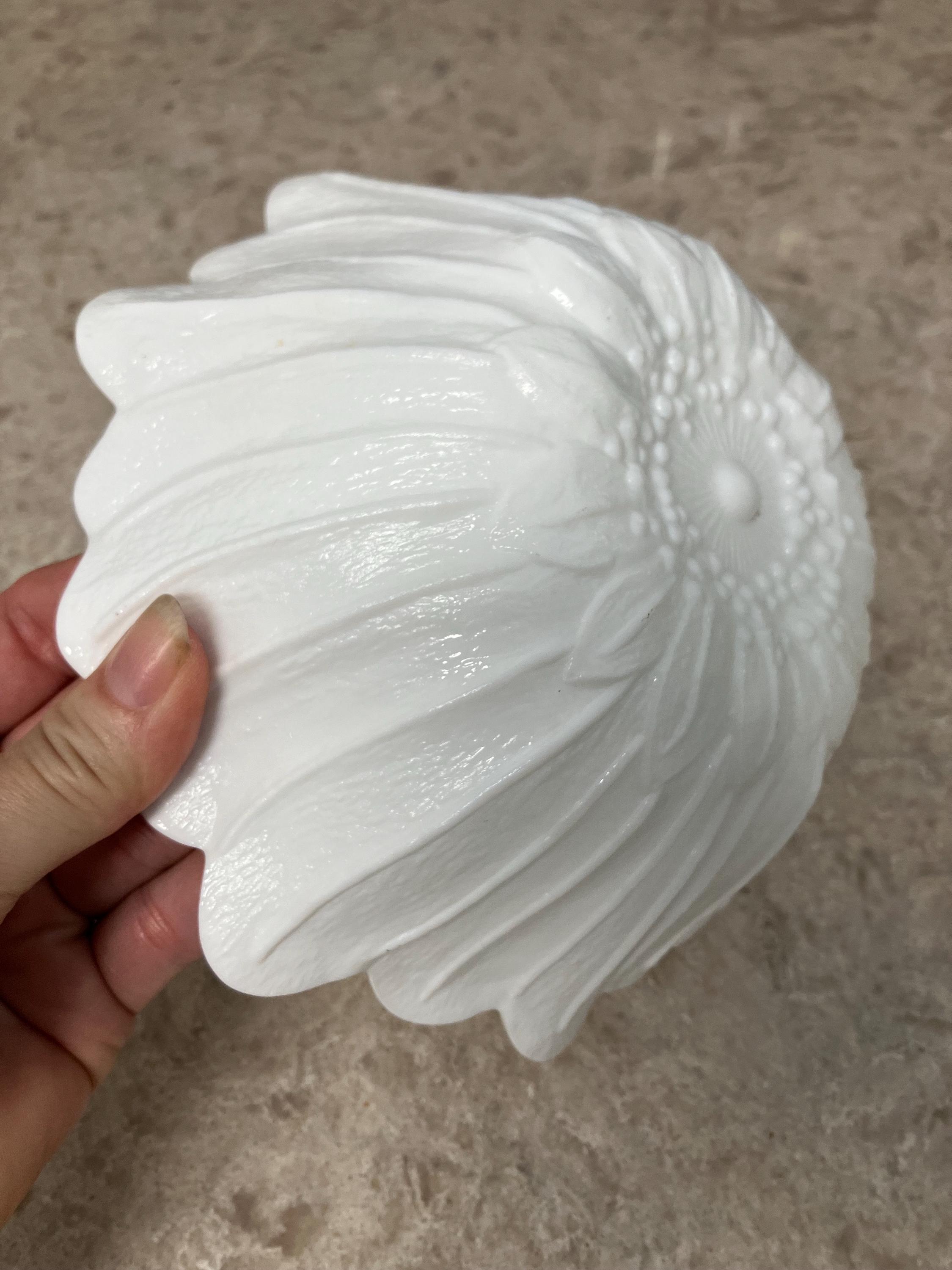 Vintage Milk Glass Indiana Glass Lily Pons Daisy 7" Bowl - Etsy
