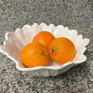 Vintage Milk Glass Indiana Glass Lily Pons Daisy 7" Bowl - Etsy