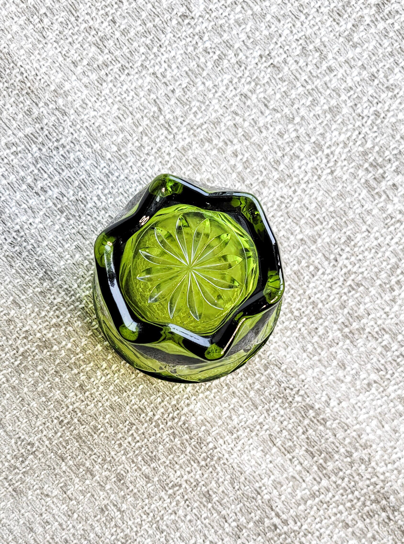 Vintage Emerald Green Glass Tumbler Set Diamond Pattern Green Drinking ...