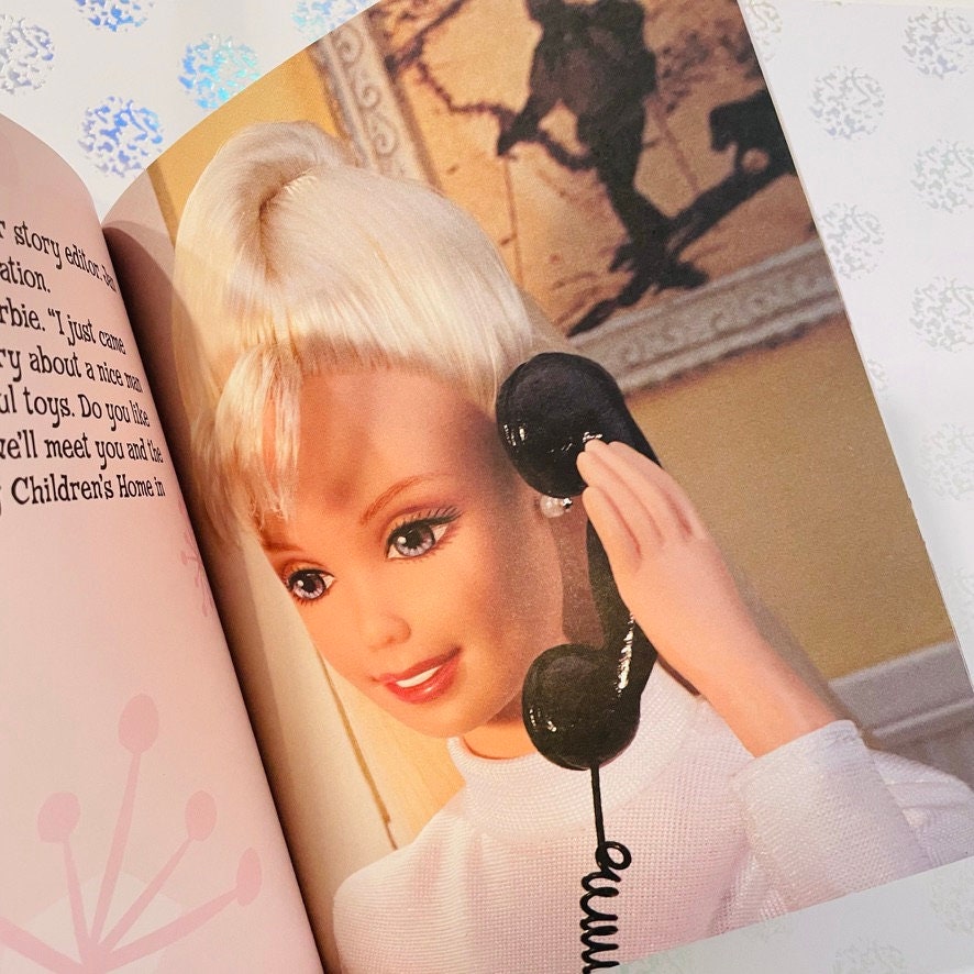 Barbie // A Happy Holiday // Little Golden Book // Barbie Christmas ...
