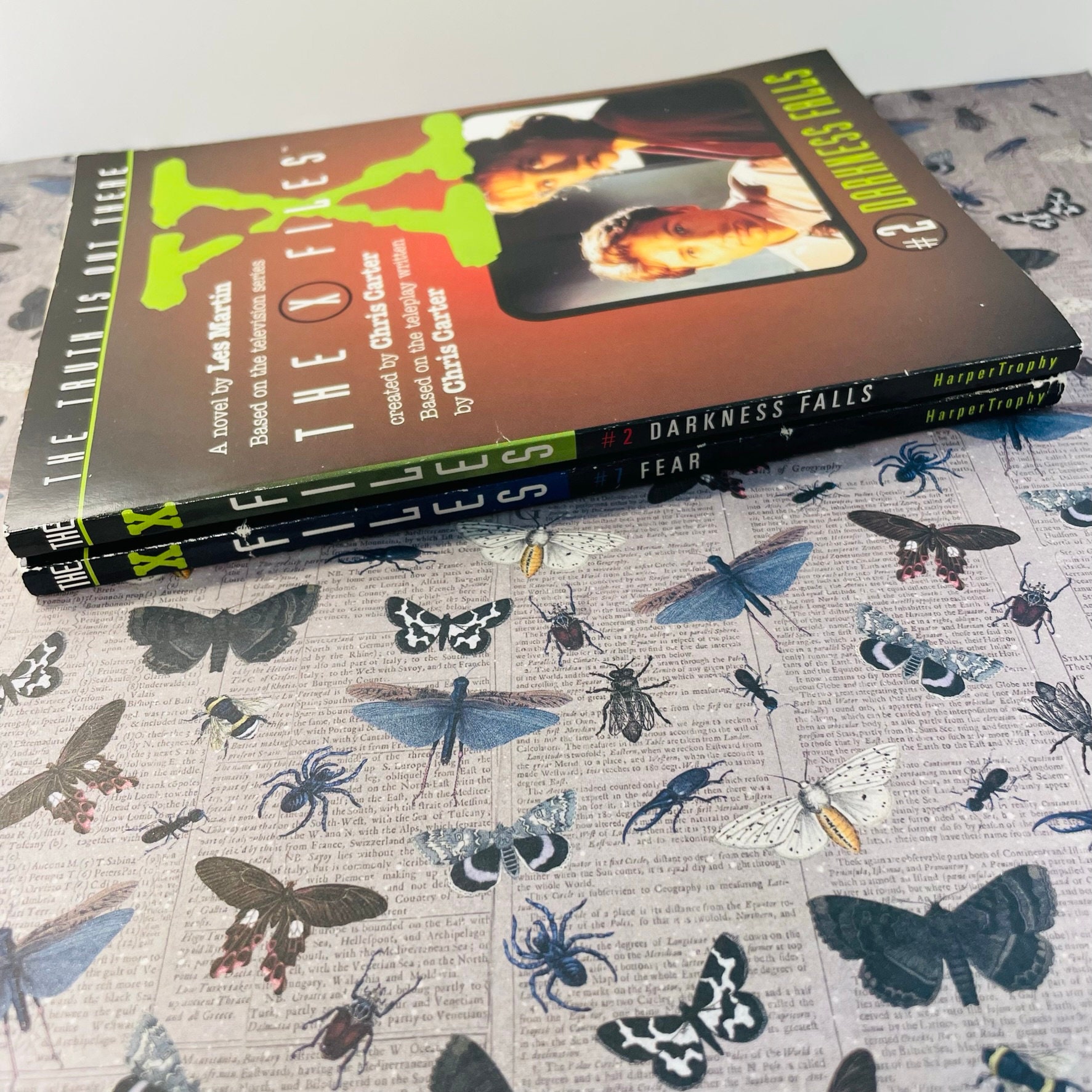The X Files Book Set // Vintage // 2 Darkness Falls // 7 - Etsy