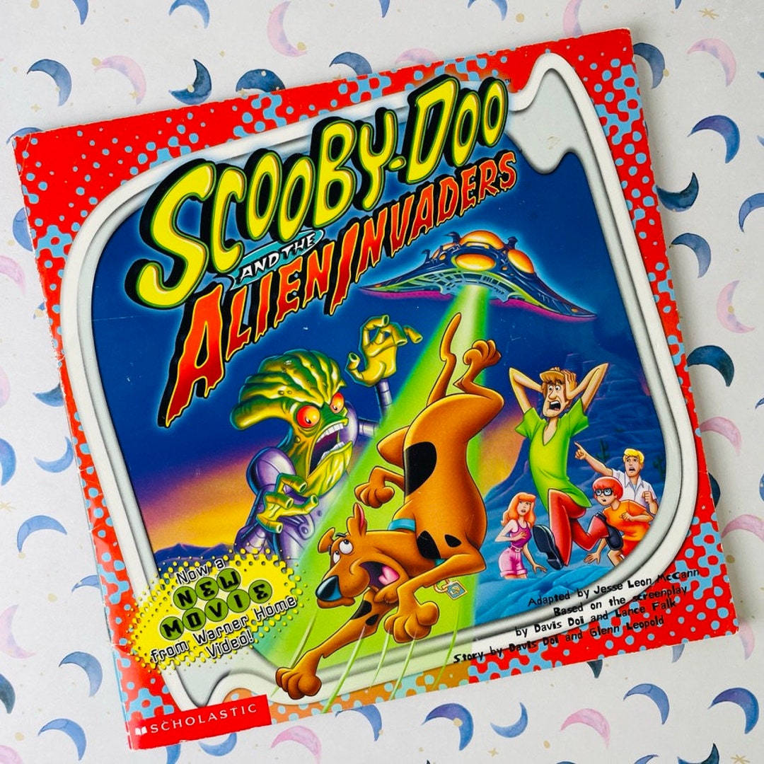 Vintage Scooby-doo Book: Scooby-doo and the Alien Invaders 2000 ...