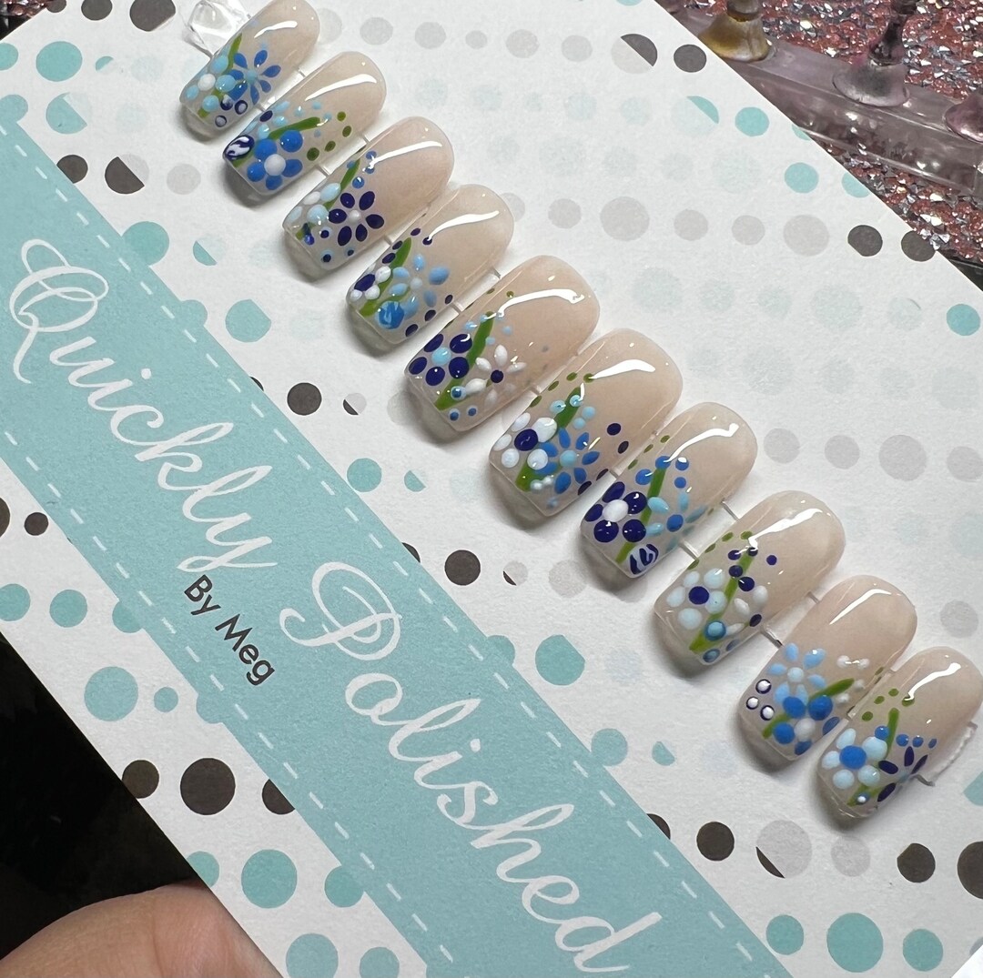 Spring Flower French-tip Nails Blue Flowers Flowers Spring Nails ...