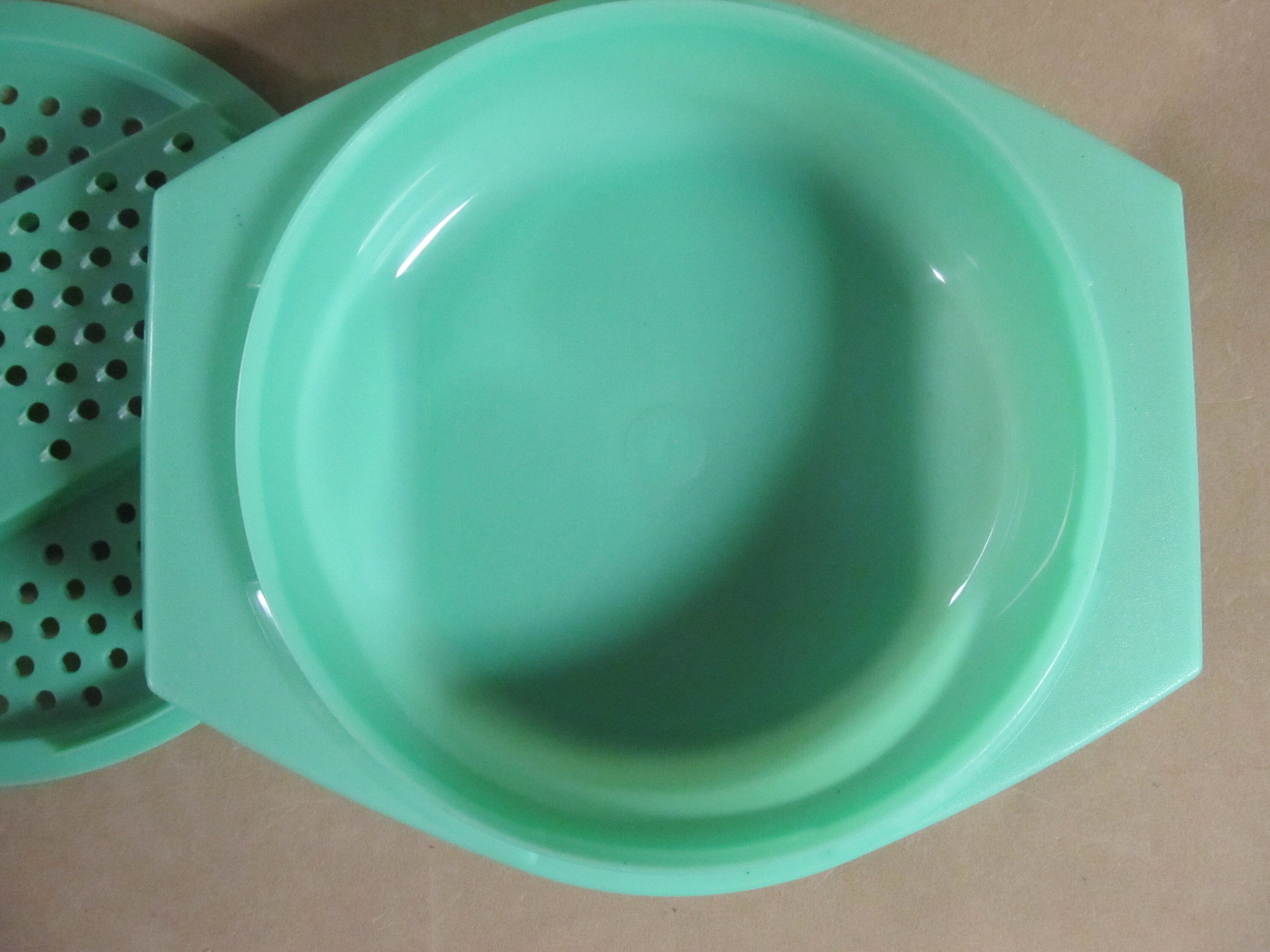 Vintage 1980s Tupperware Mint Green Shredder Bowl - Etsy