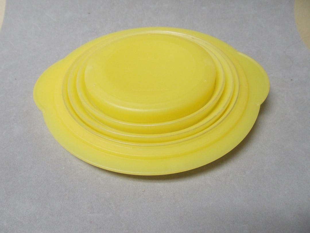 Vintage 1990s Tupperware Flat Out Collapsible 700 Ml Bowl / Yellow - Etsy