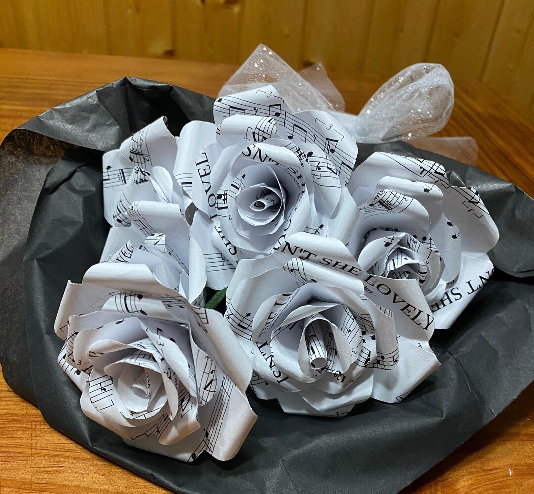 Paper Roses/personalized Bouquet/song Sheet Roses/book Page Roses ...