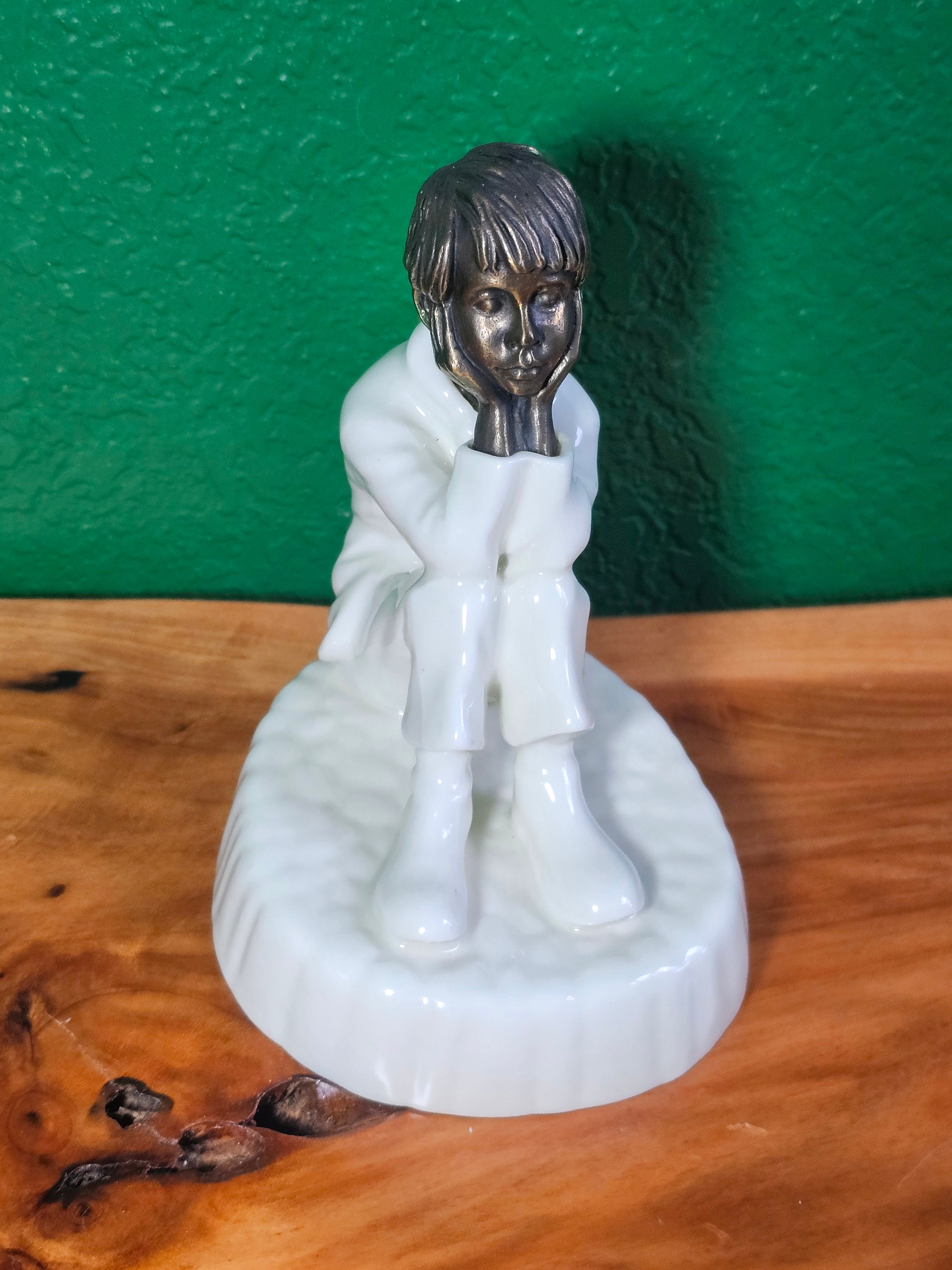 Minton 'spellbound' Figurine 1978 - Etsy