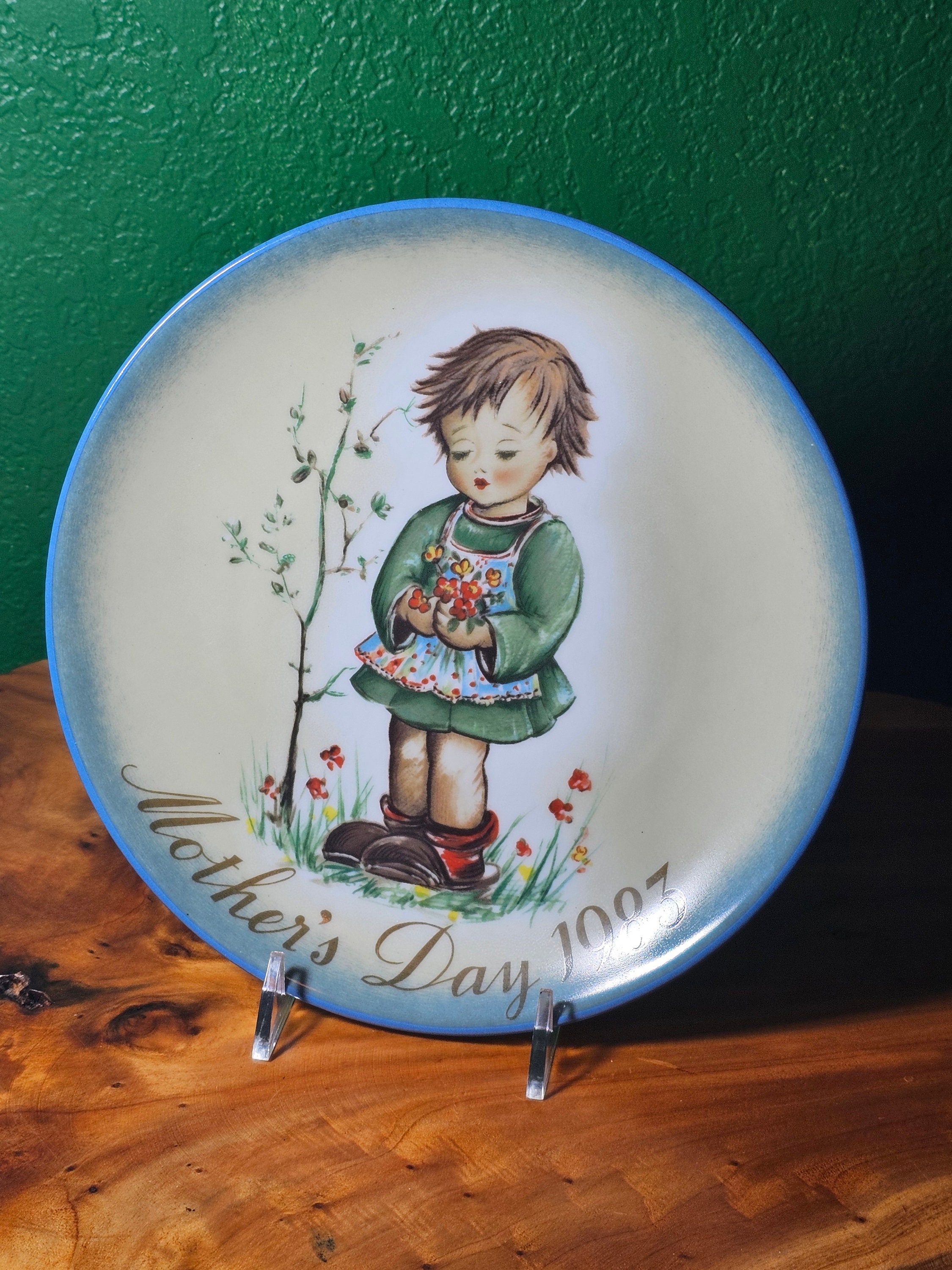 1983 Schmid Hummel Collector's Mother's Day Plate Inspired by Sr. Berta ...