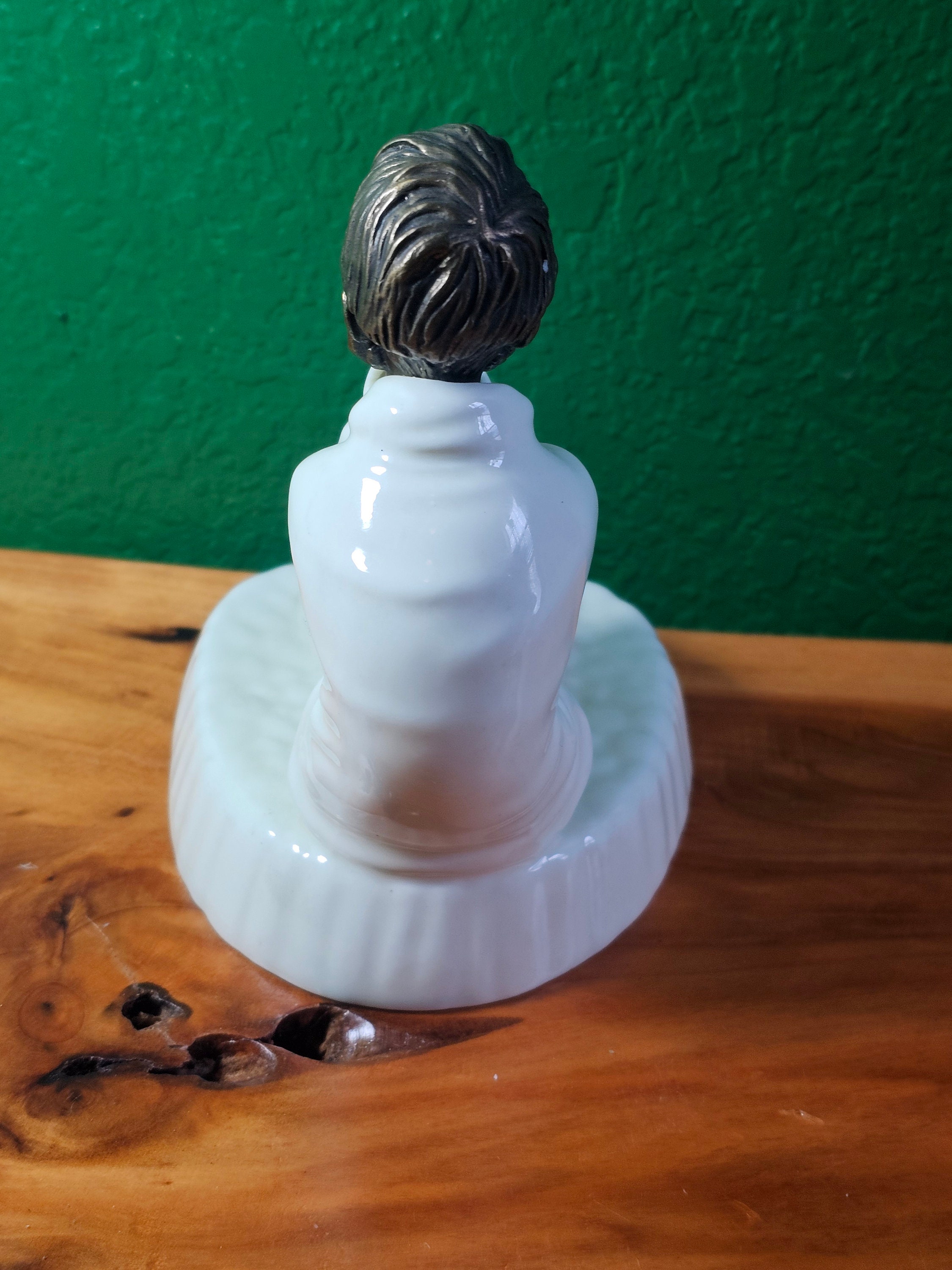 Minton 'spellbound' Figurine 1978 - Etsy