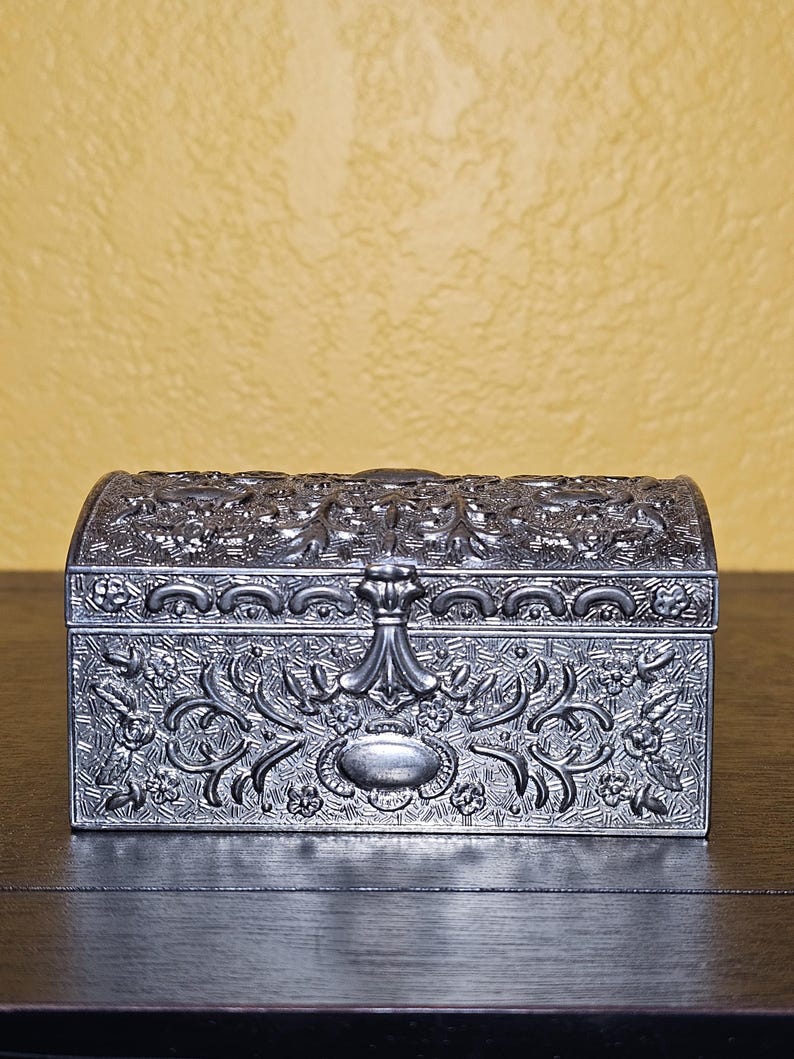Vintage Rococo Style Dressing Table Hinged Trinket Box - Elegant Velvet ...