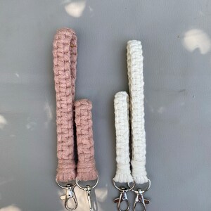 Mini Macrame Wristlet Mini Spiral Fingerlet Macrame Key Fob ...