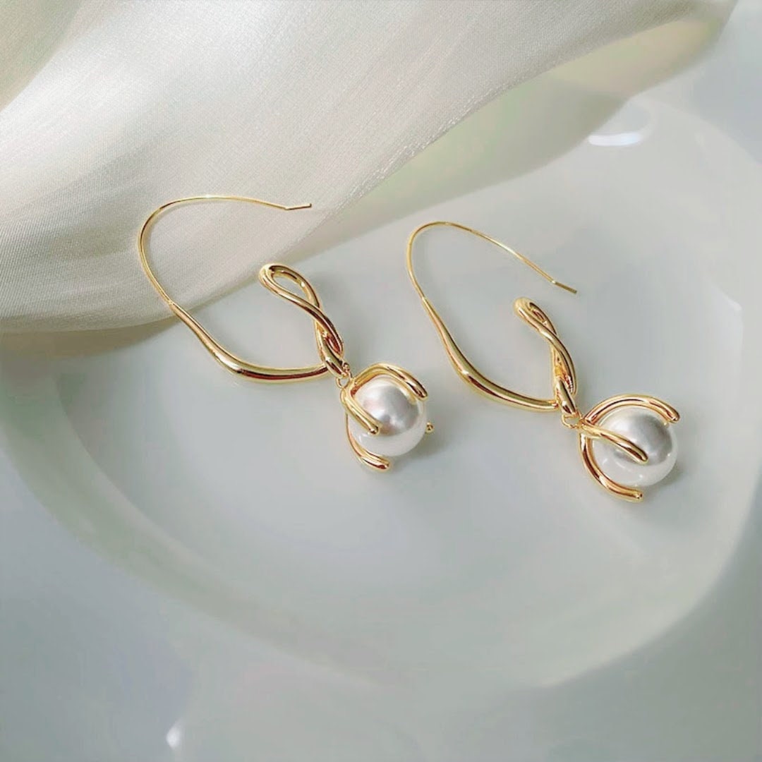 Abstract Minimalist Gold Pearl Drop/hoop Earrings - Etsy