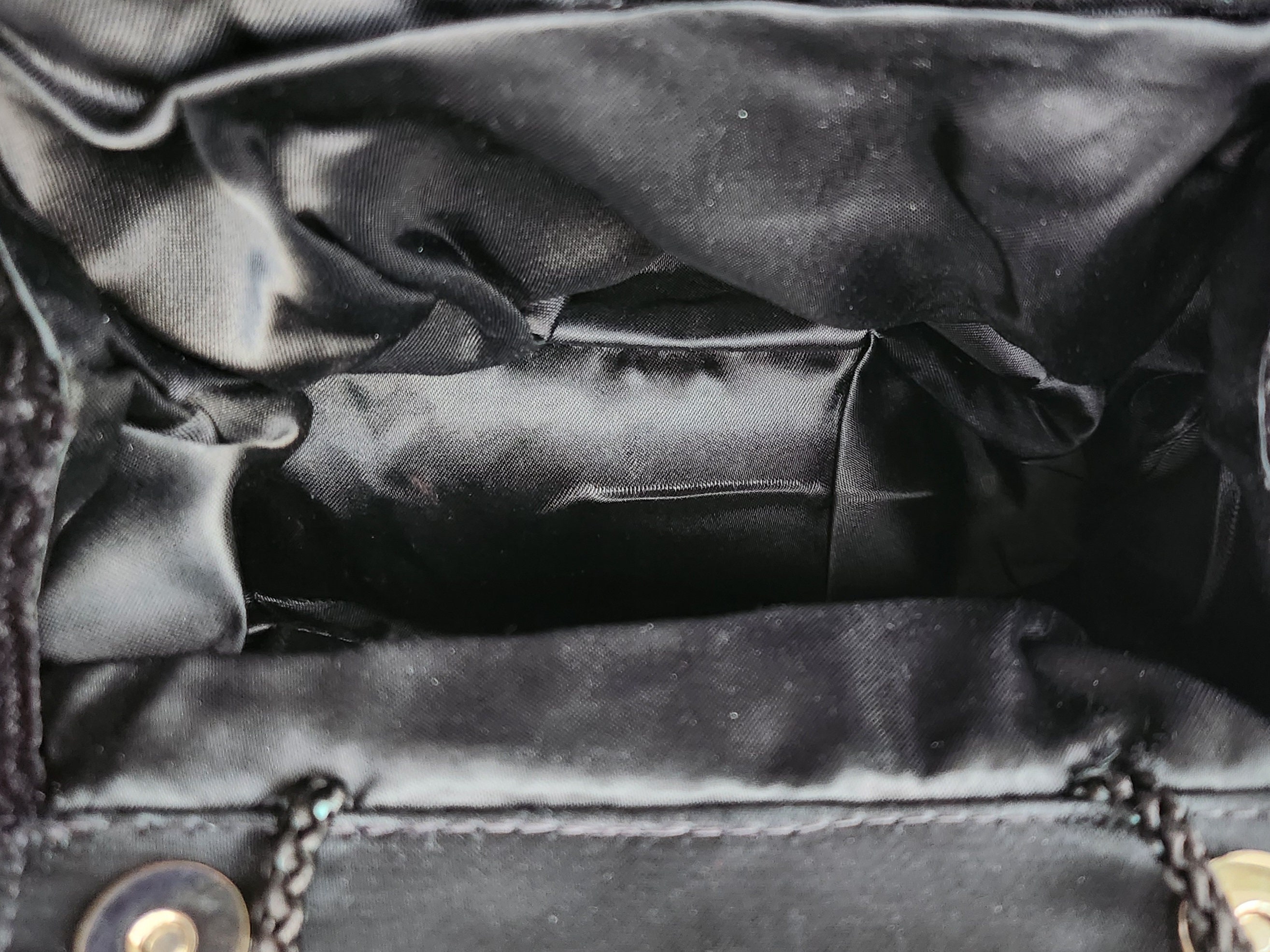 Small Vintage Velvet Bucket Coin Purse With Double Button Enclosure ...