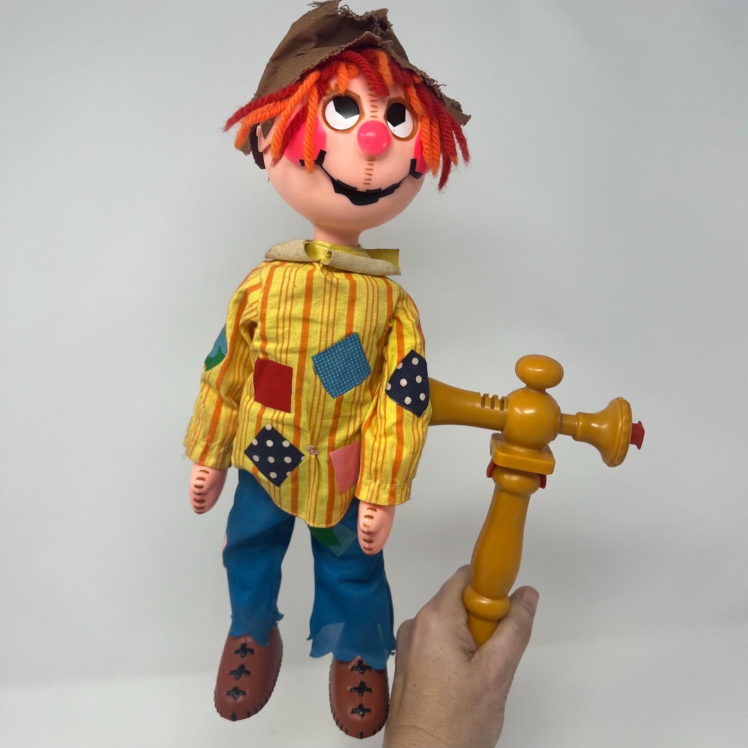 Scarecrow Puppet by Mattel 1973, Show Offs Scarycrow Stick Controlled ...