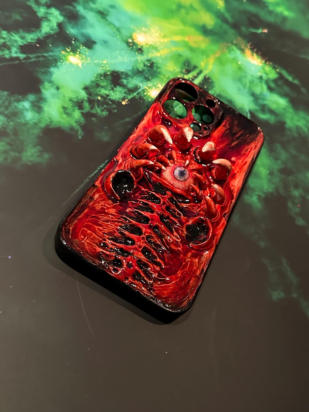 3D Alien Facehugger Resin Horror Mobile Phone Case Goth Creepy Eyes ...
