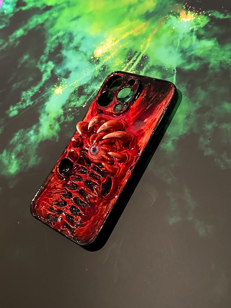 3D Alien Facehugger Resin Horror Mobile Phone Case Goth Creepy Eyes ...