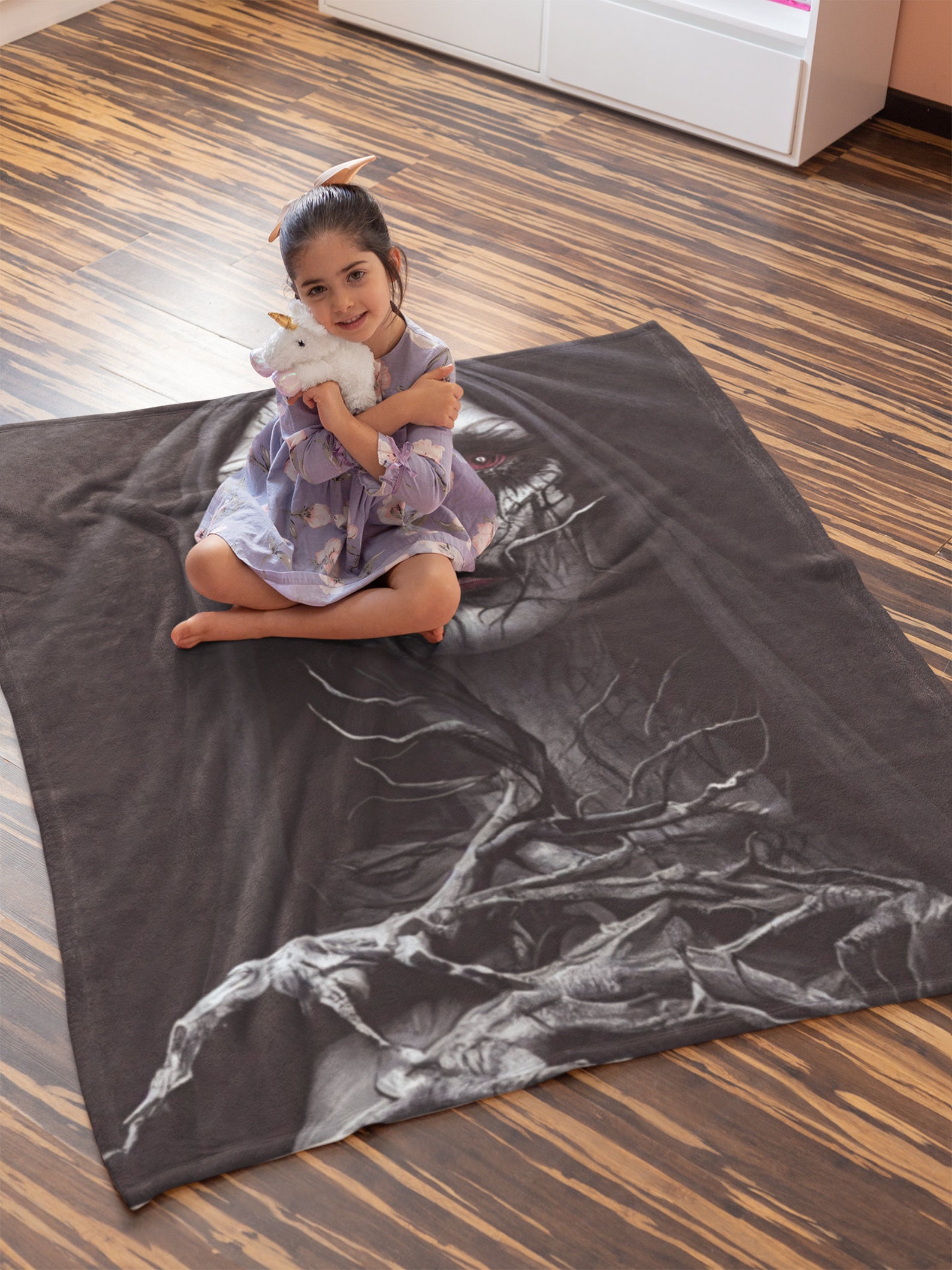 Vampire Blanket, Fantasy Art Decorative Fleece Throw, Horror Wall ...