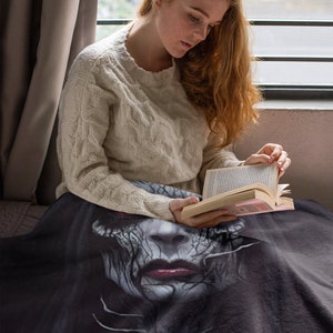 Vampire Blanket, Fantasy Art Decorative Fleece Throw, Horror Wall ...