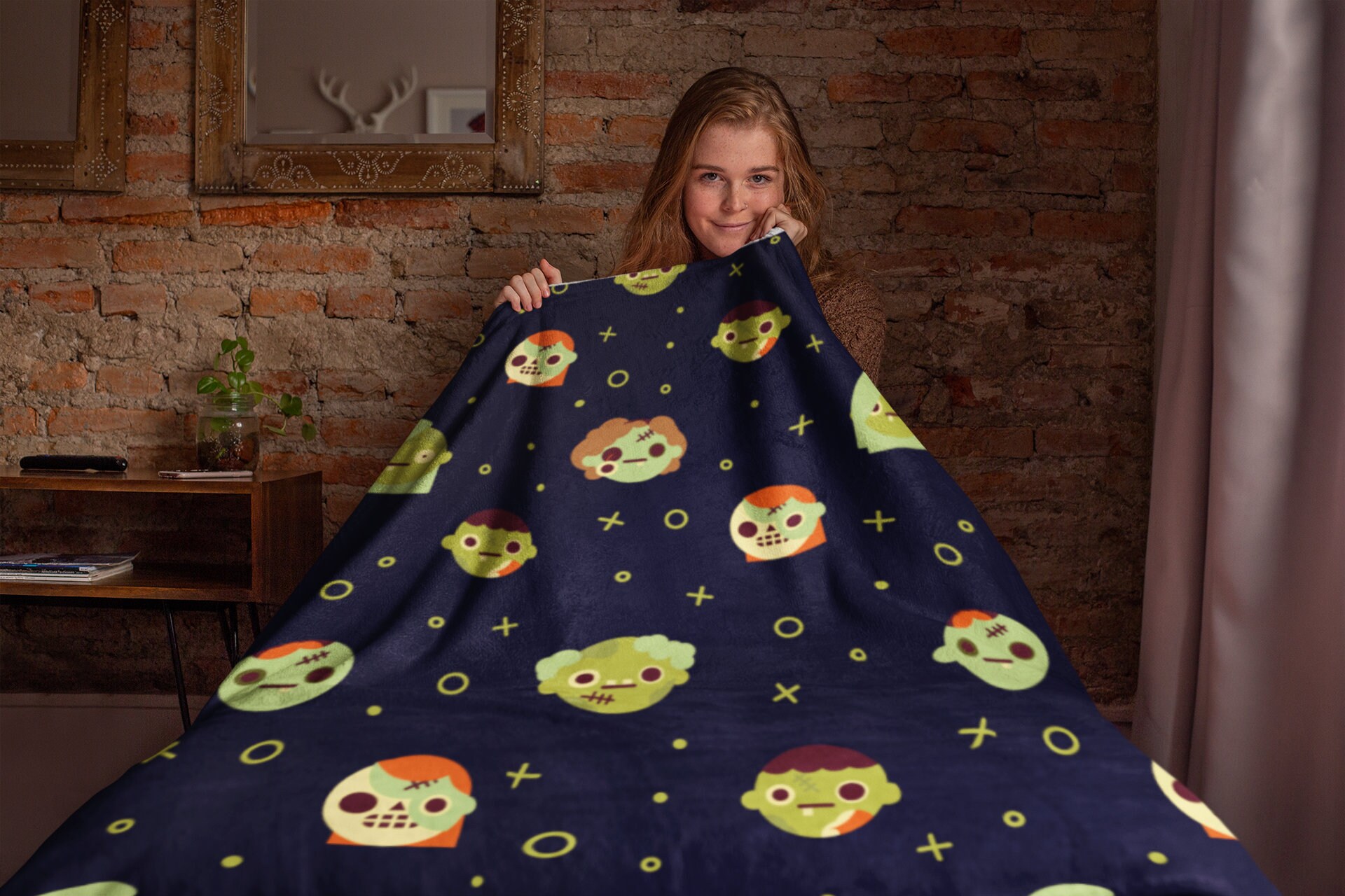 Zombie Claw Molted and Zombified Blanket-zombie Decor-skull Zombie ...