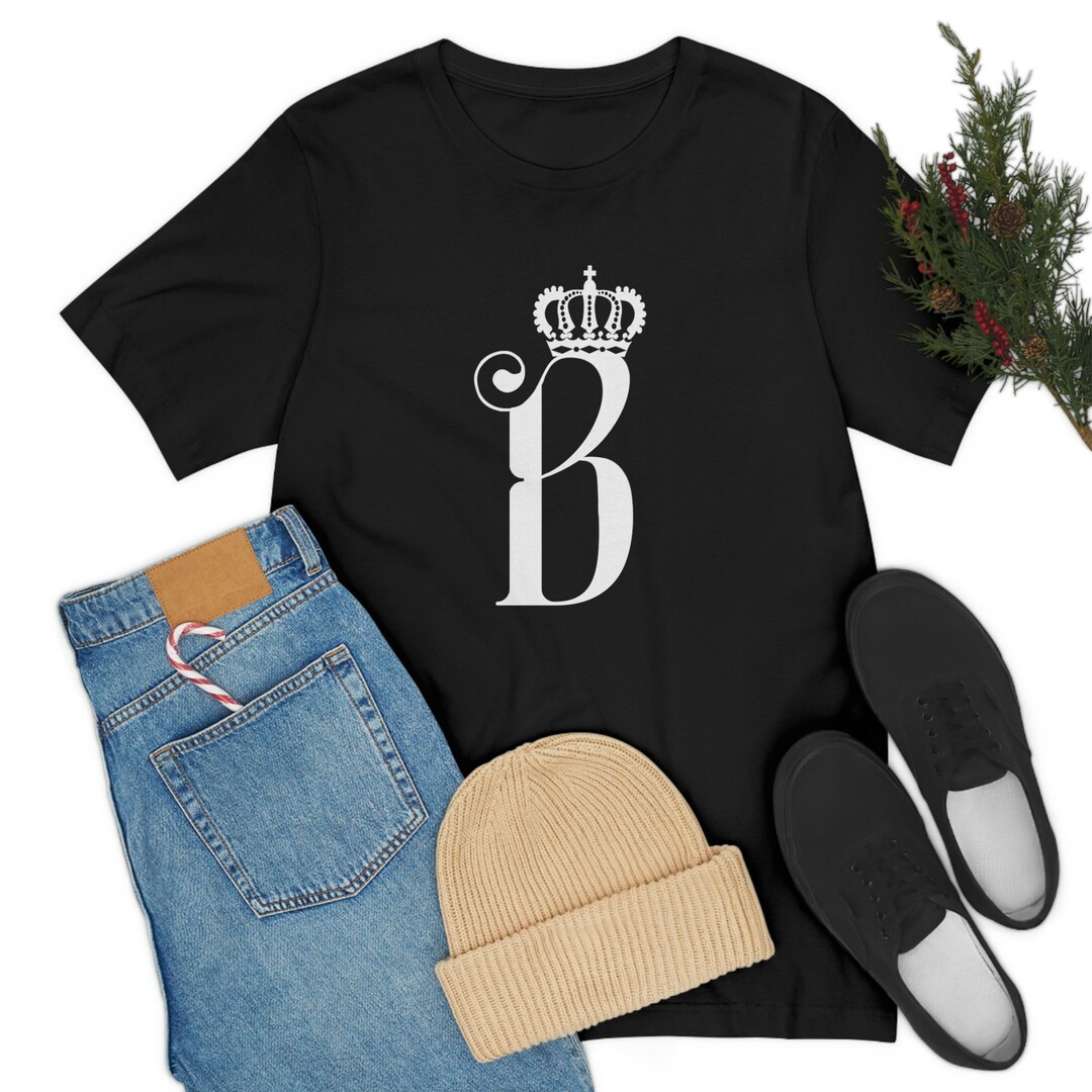 Initial B Shirt, Crown Initial Tshirt, Initial B T-shirt, Gift for Mom, Unisex Tee, Birthday ...