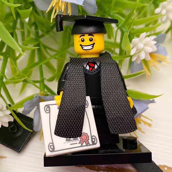 Graduation Gifts - 60+ Gift Ideas for 2024