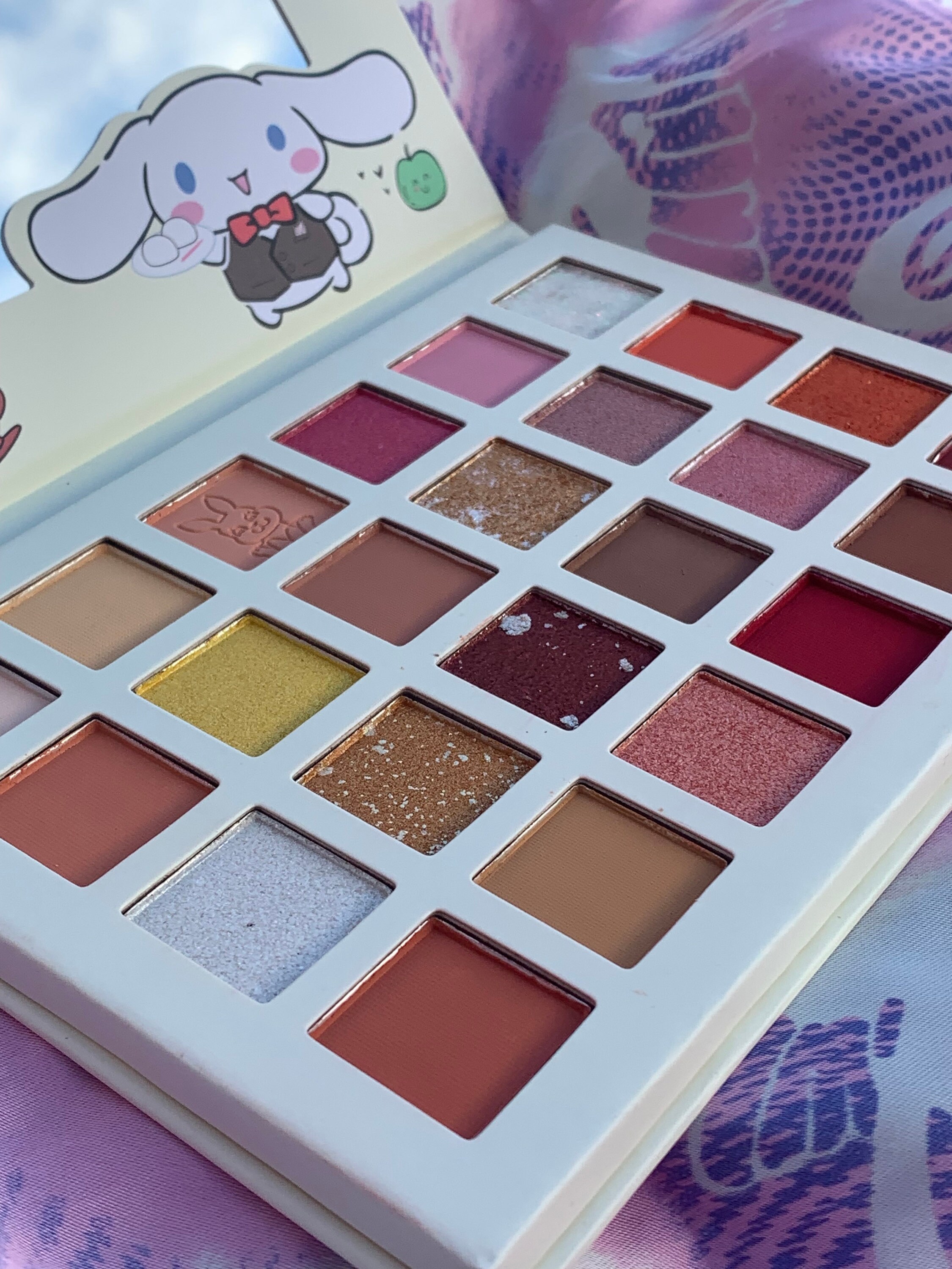 Cinnamoroll Makeup Eyeshadow Palette - Etsy UK